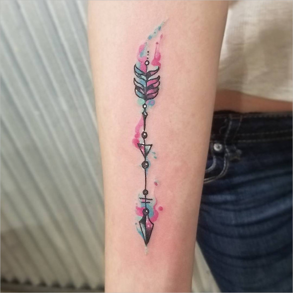 20+ Beautiful Arrow Tattoos