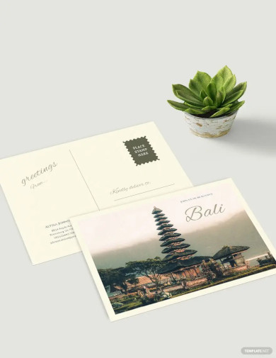 How to Make a Postcard in Word